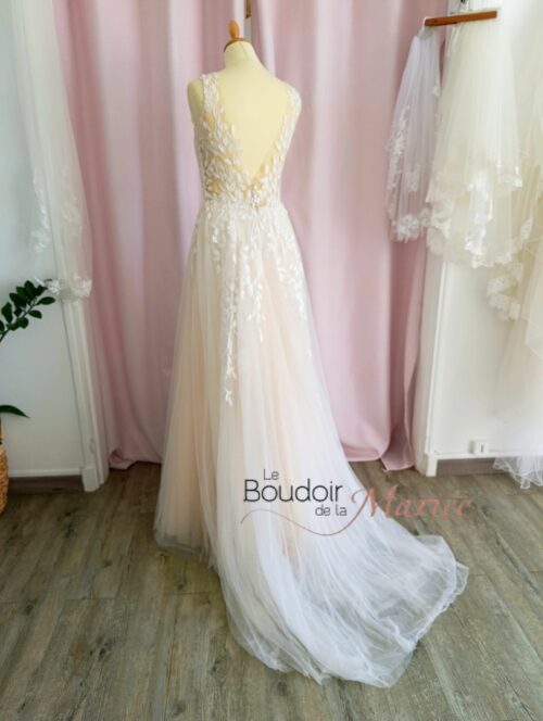 Seven Blush (Dos Nu) "Ivana Bianca" - Le Boudoir de la Mariée